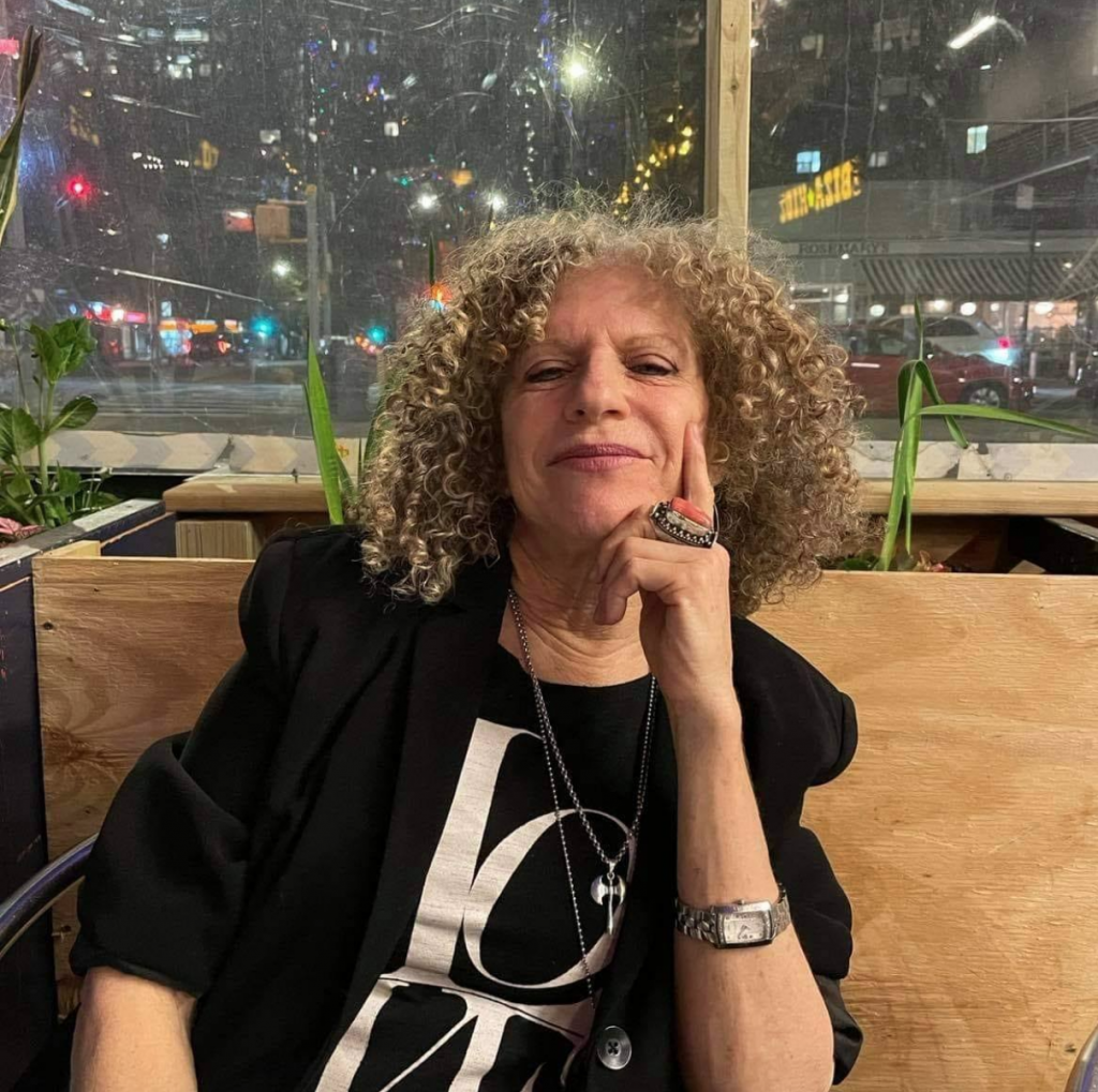 about – CJ SHAPIRO